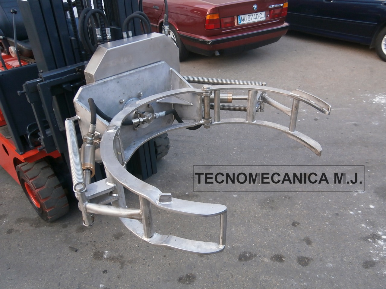 Implementos :: TECNOMECANICA M.J.